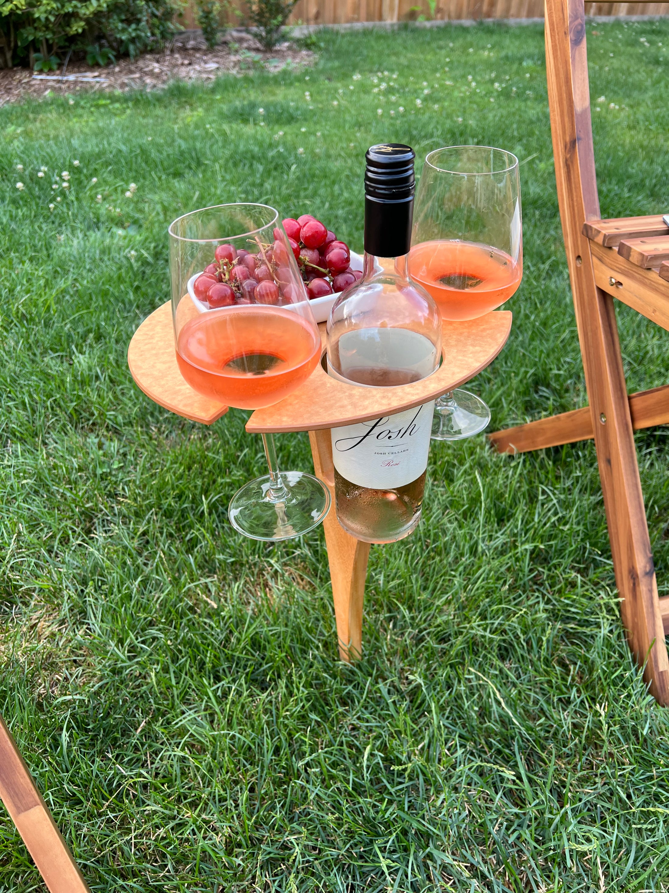 Collapsible Outdoor Wine Table – FaircraftUSA